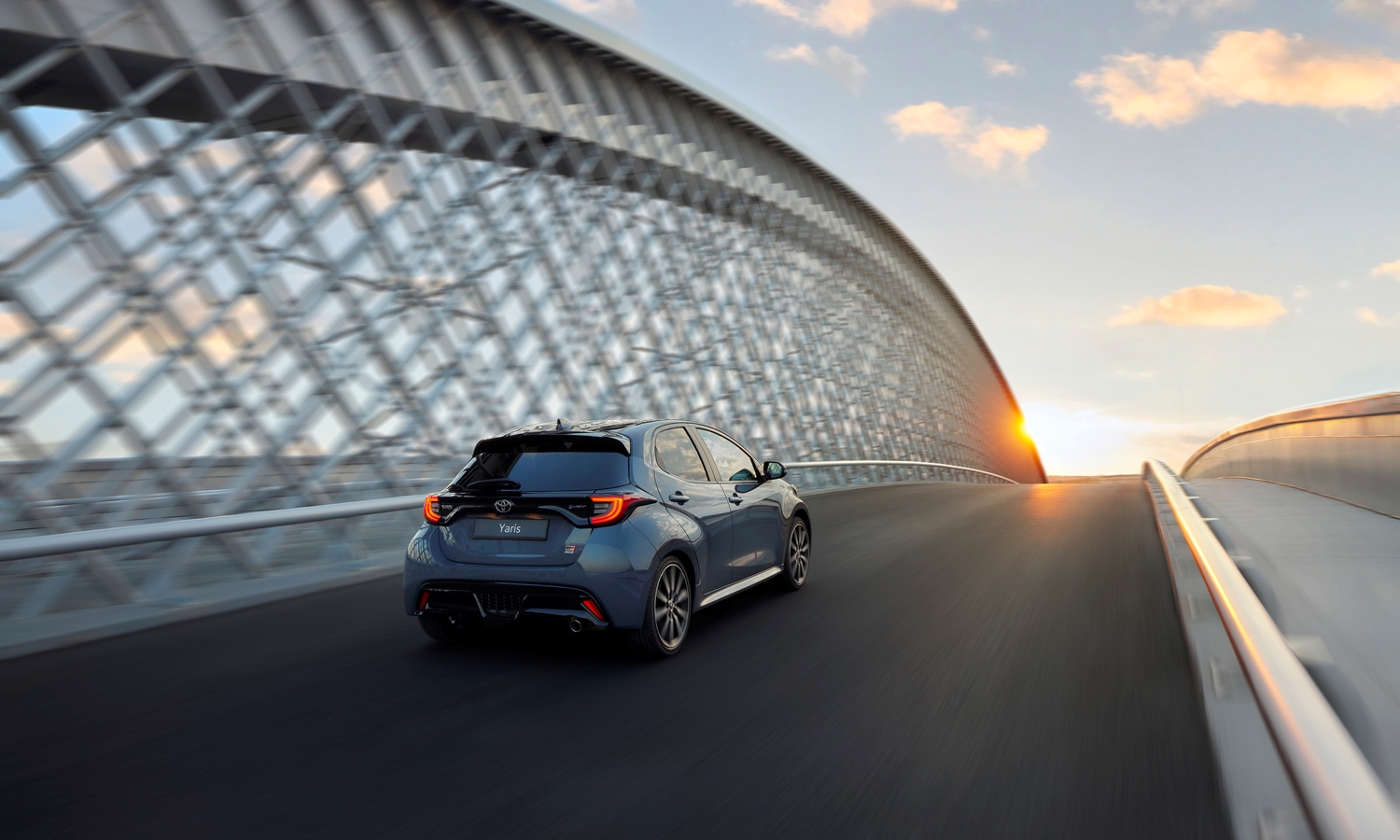 Toyota Yaris 2025: Hybrid renovation with a sporty touch and ...