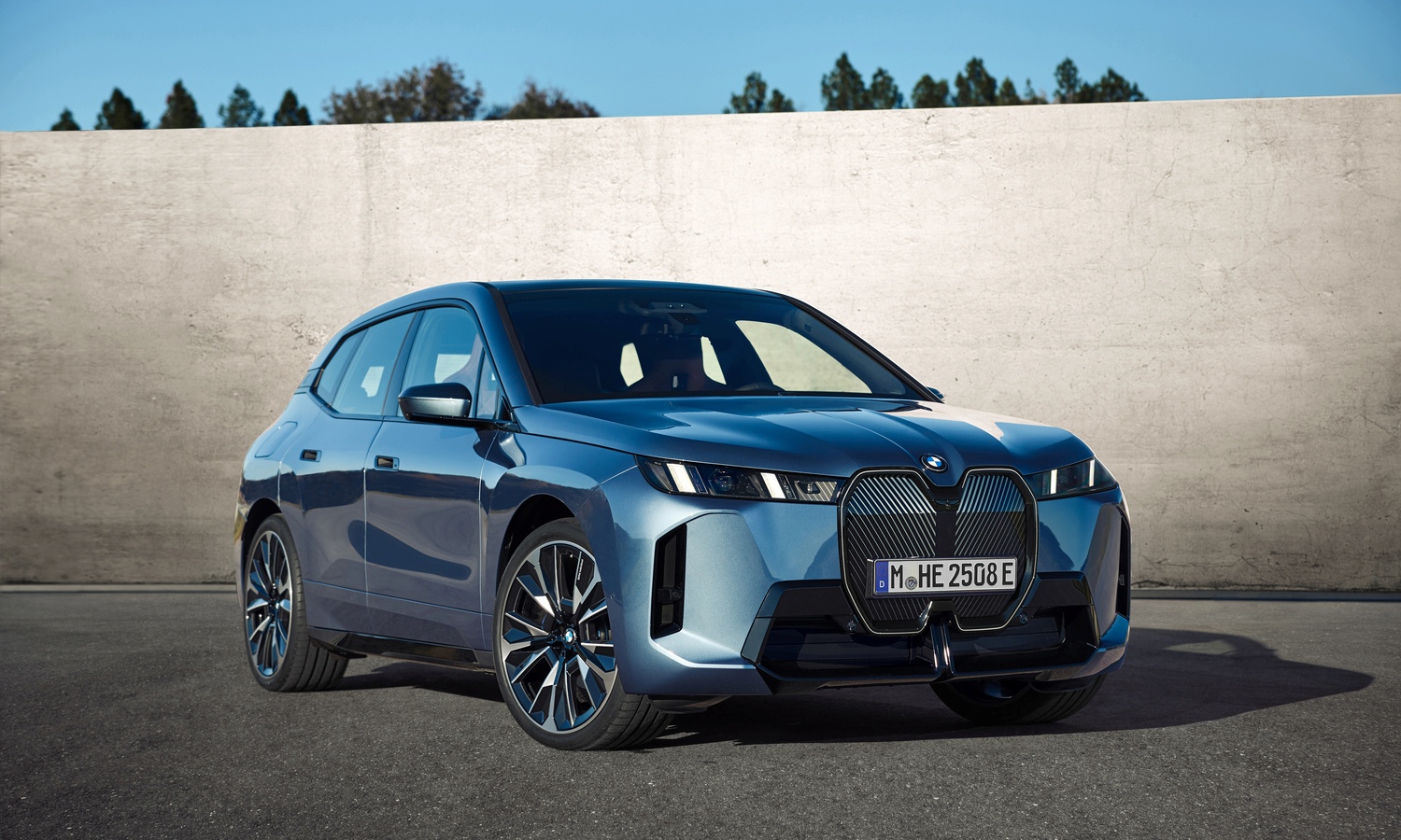 Descubre todas las novedades del nuevo BMW iX 2025: Rendimiento, diseño ...