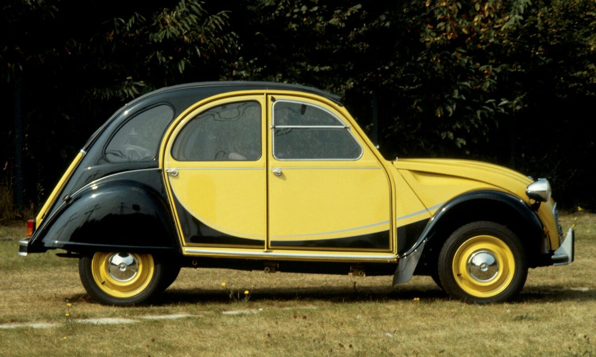 De legendarische Citroën 2CV wordt herboren als elektrische auto met ...