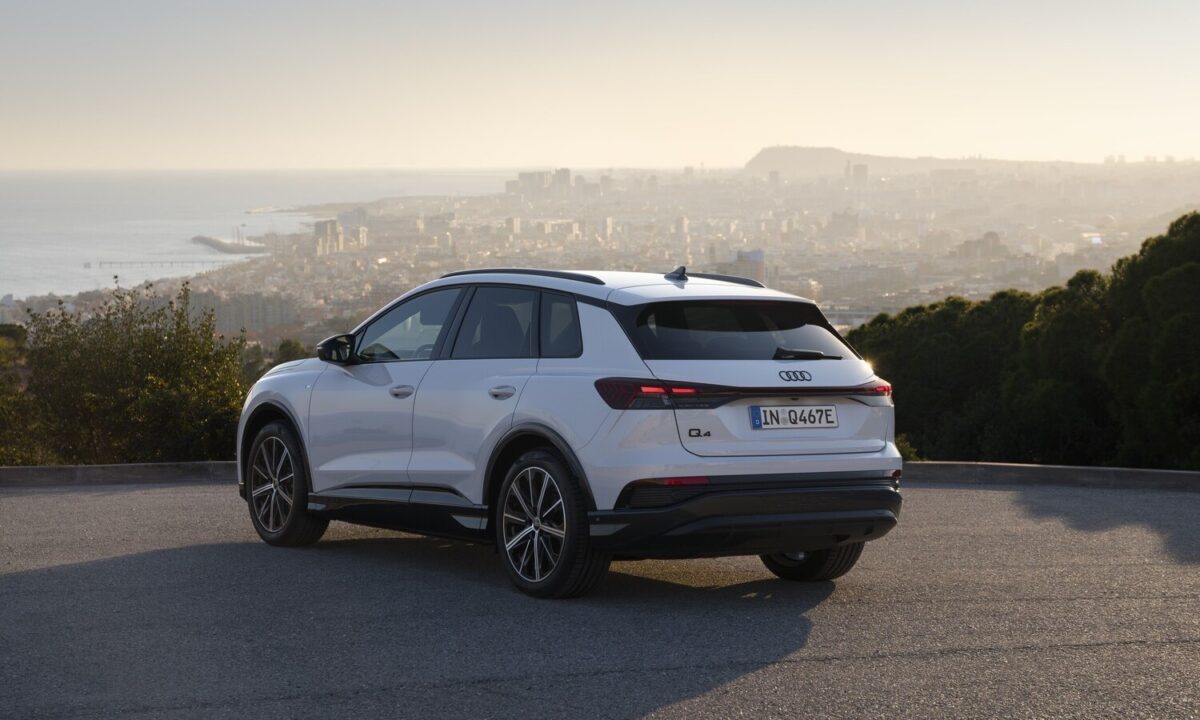 This is what the new 2026 Audi Q4 e-tron will look like after its major ...