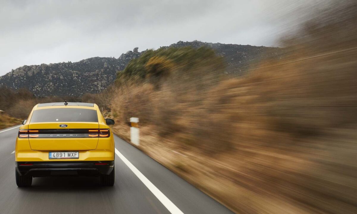 Versiones y precios del nuevo Ford Capri en España: ¡lo probamos!