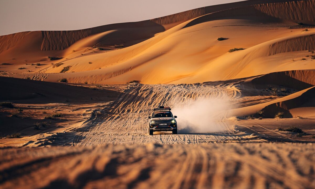 Genesis GV80 Desert Edition: El todoterreno que rinde homenaje al legendario Jacky Ickx