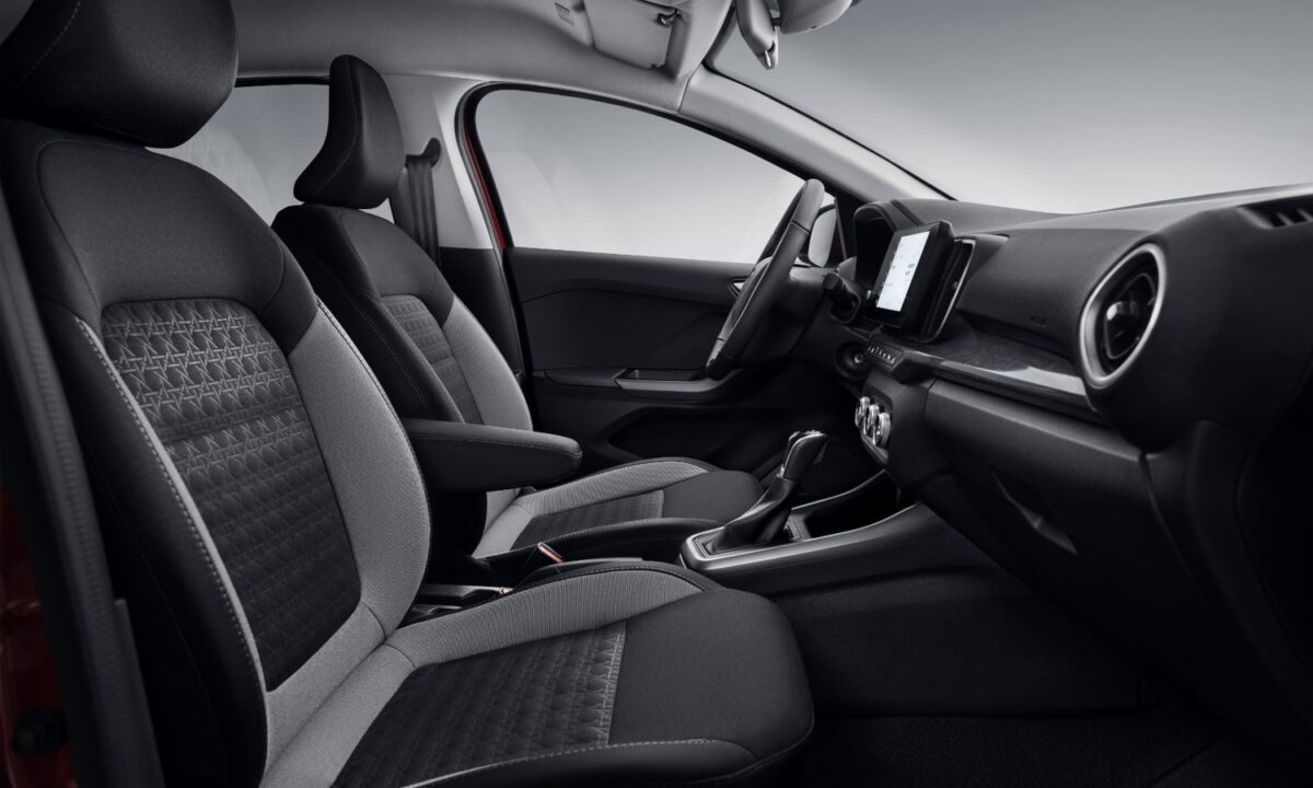 Lada Iskra: Su «tecnológico» interior ve la luz de forma oficial…