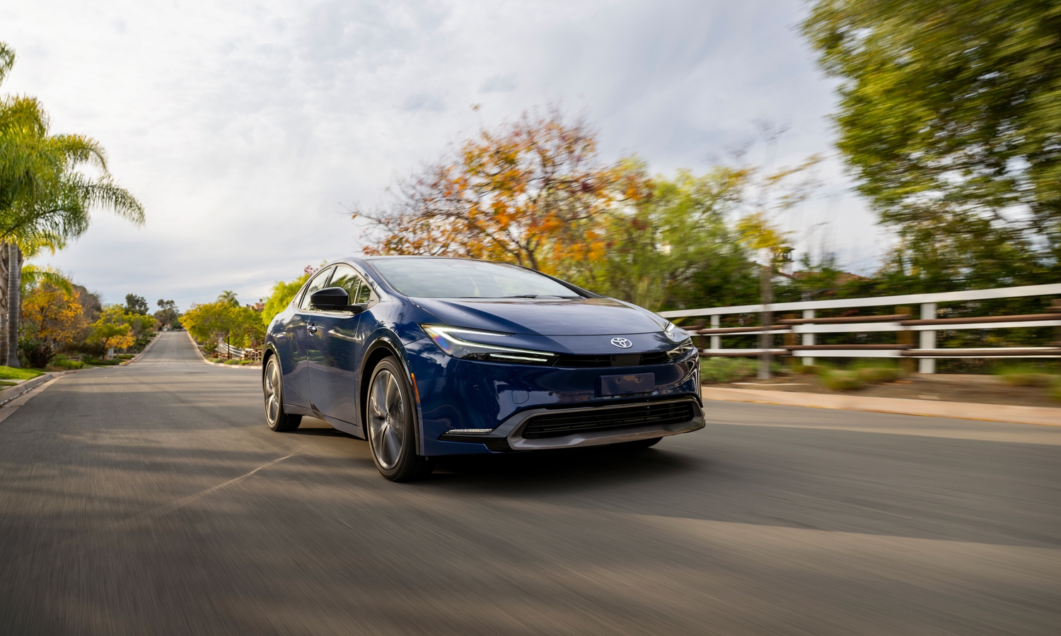 Toyota Prius 2025: Inovações, eficiência e tecnologia avançada