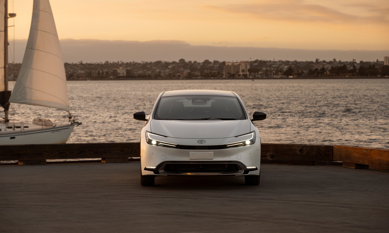 Toyota Prius 2025: Inovações, eficiência e tecnologia avançada