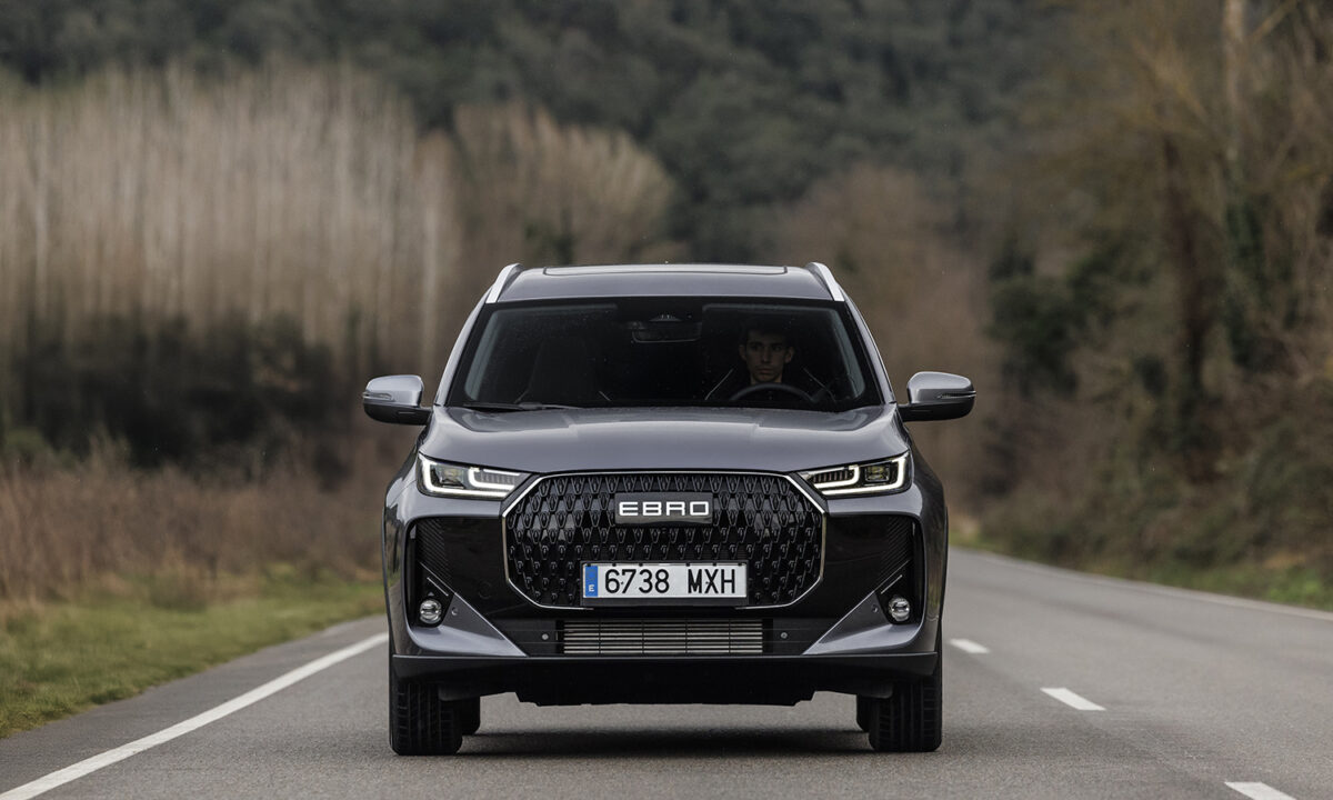 Prueba Ebro S700, el coche que hace resucitar a la mítica marca de ...