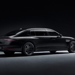 Genesis presenta el G90 Long Wheel Base Black, su berlina de lujo más ...