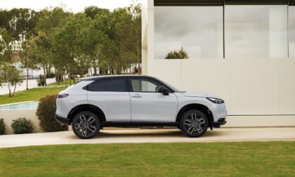 El Honda HR-V e:HEV 2025 llega con mejoras en diseño, confort y tecnología