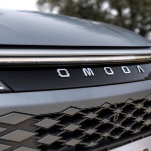 New Omoda 9 SHS: A plug-in hybrid SUV with up to 596 hp and 145 km of ...