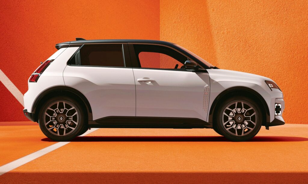 Renault 5 E-Tech Roland-Garros: Un tributo eléctrico al tenis