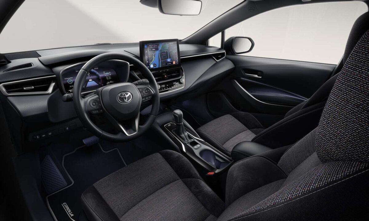 Toyota Corolla 2025: Wszystkie nowe funkcje zaktualizowanej hybrydy
