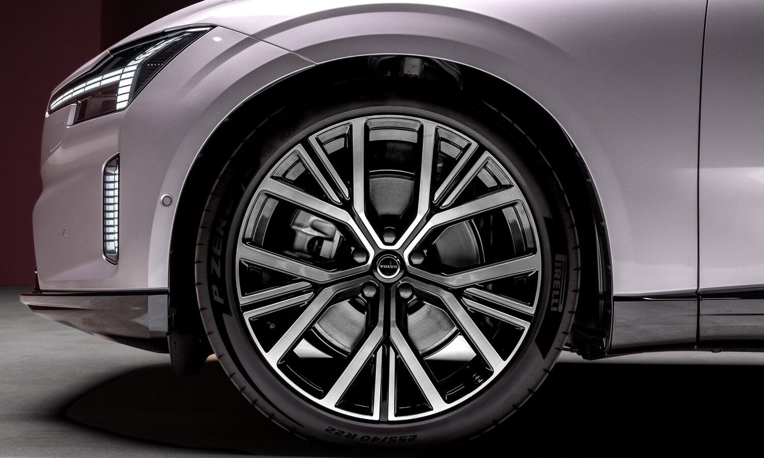 Nuevo Volvo ES90: La berlina eléctrica que redefine el segmento premium