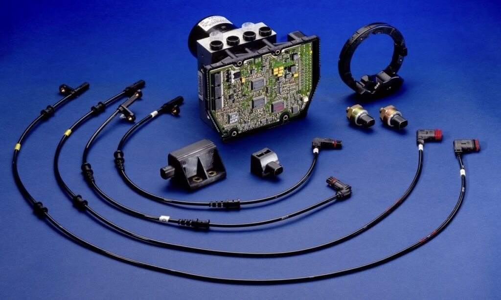 ESP: What is Electronic Stability Control and how does it protect your safety behind the wheel?