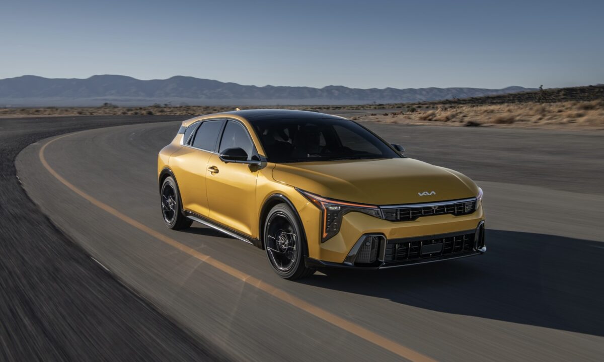 Kia K4 Hatchback 2026: la nuova compatta sportiva e tecnologica arriva ...