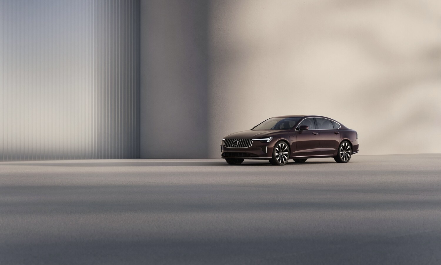 El renovado Volvo S90 2025 redefine el lujo escandinavo con impulso híbrido y diseño actualizado