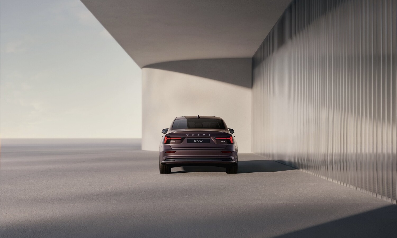 El renovado Volvo S90 2025 redefine el lujo escandinavo con impulso híbrido y diseño actualizado