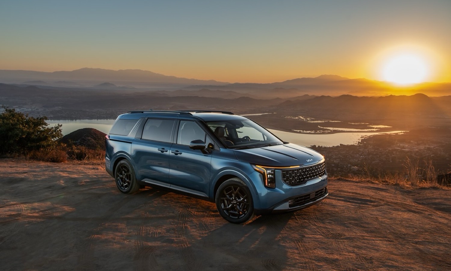 Kia Carnival 2026: Precios, tecnología y equipamiento destacados