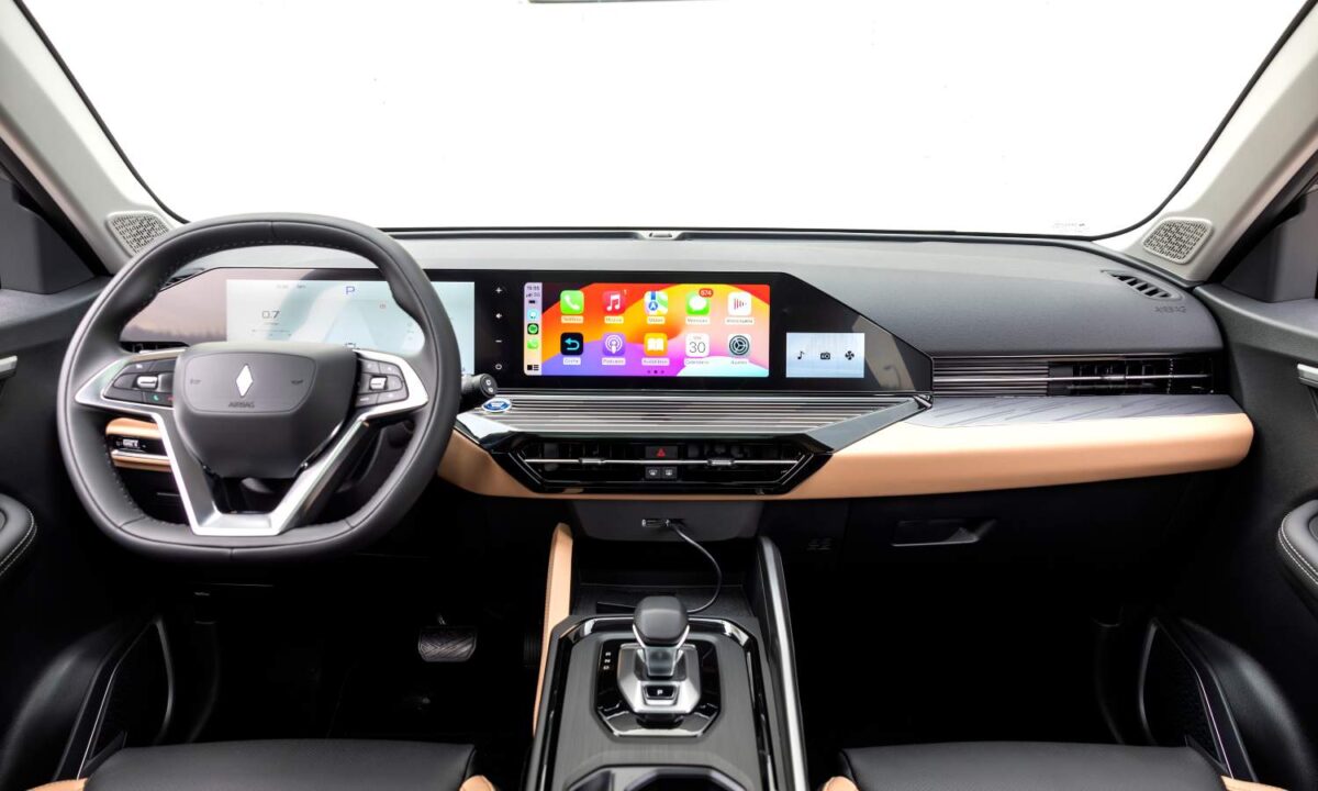 Livan X6 Pro：这是一款力求征服 C 级市场的中国新款 SUV。