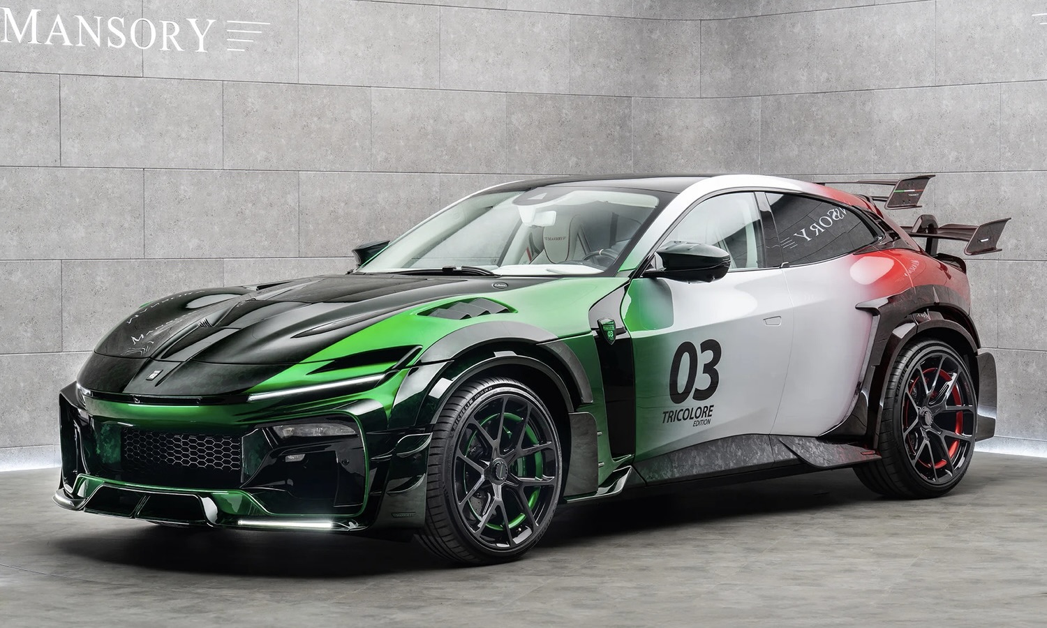 Mansory Pugnator Tricolore : la Ferrari Purosangue la plus radicale et ...