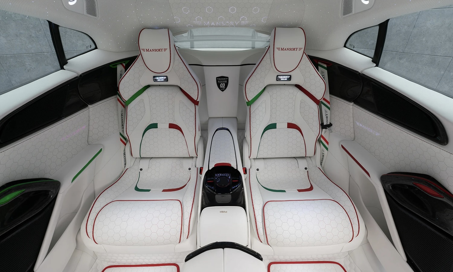 Mansory Pugnator Tricolore : la Ferrari Purosangue la plus radicale et ...