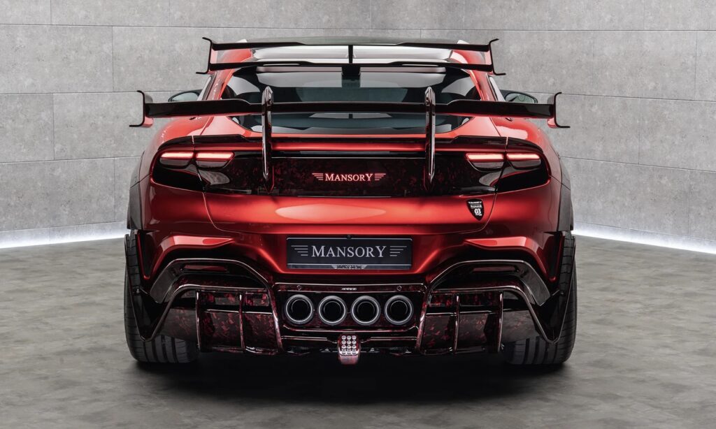 Mansory Pugnator Tricolore: El Ferrari Purosangue más radical y exclusivo