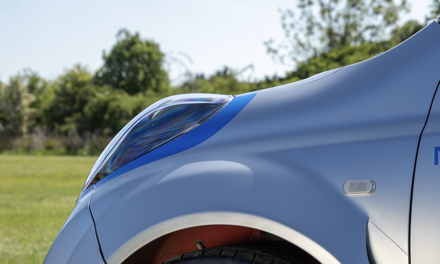 Nissan Micra 350SR: El singular restomod que revive el mito más radical ...