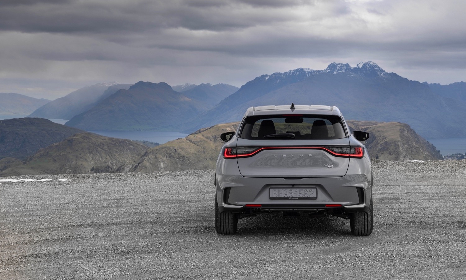 Nuevo Lexus LBX 2025: Híbrido, diseño premium y visión artística