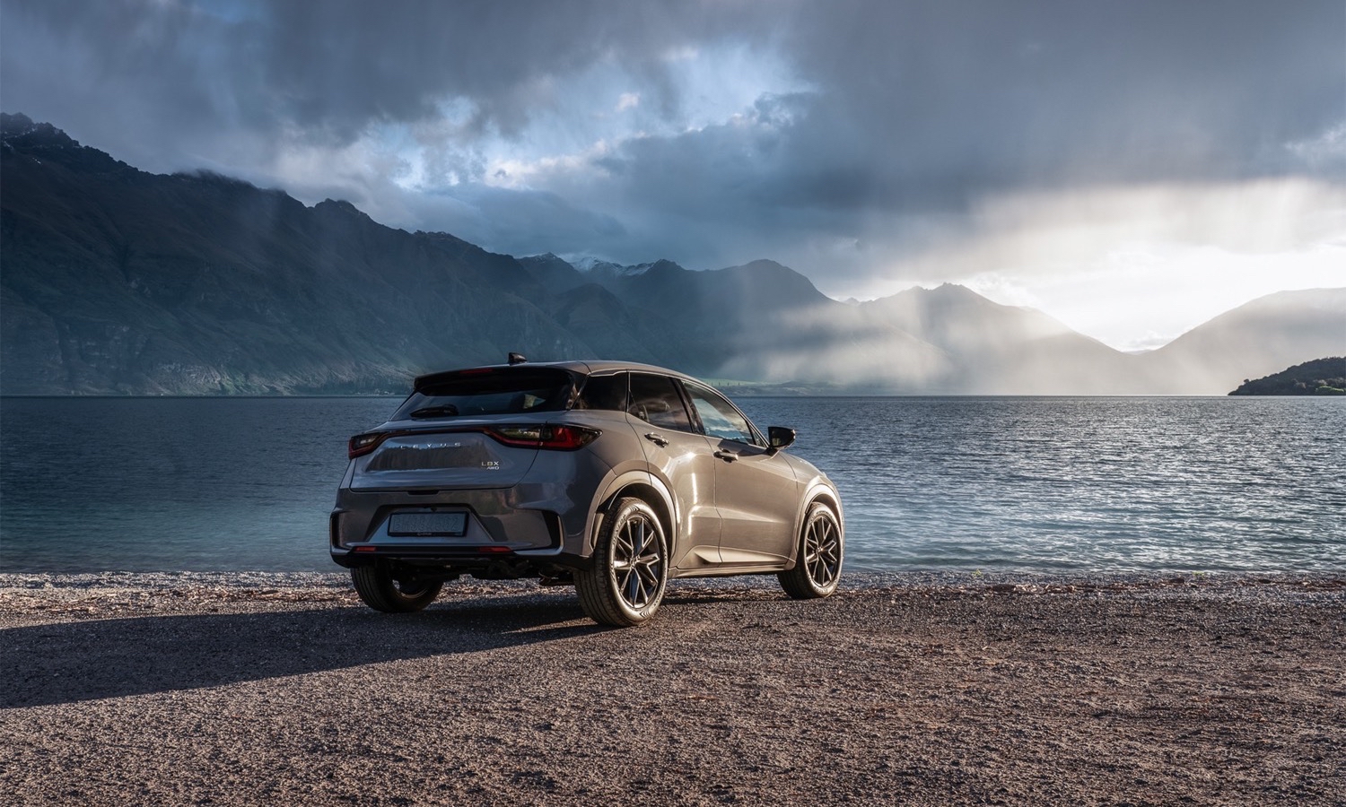 Nuevo Lexus LBX 2025: Híbrido, diseño premium y visión artística