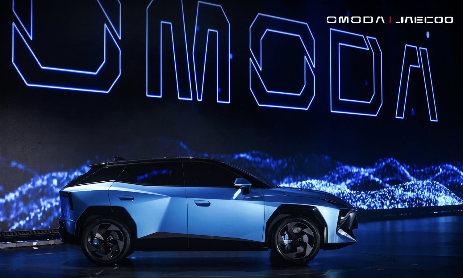 Nuova Omoda 3: il SUV cinese compatto con tecnologia e design "Mecha ...