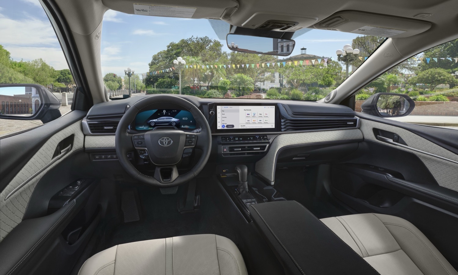 Der Toyota Camry 2026 präsentiert die Nightshade-Edition und neue ...