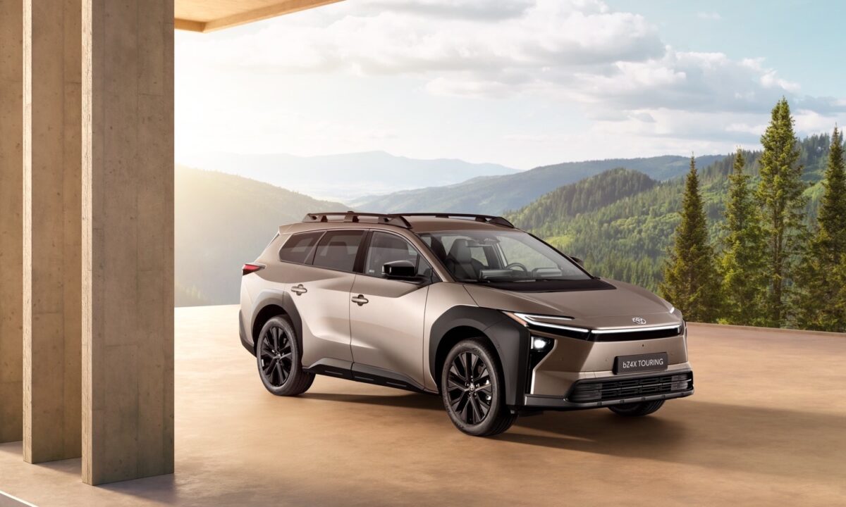 Toyota bZ4X Touring: Den nya elektriska familje-SUV:en anländer 2026 ...