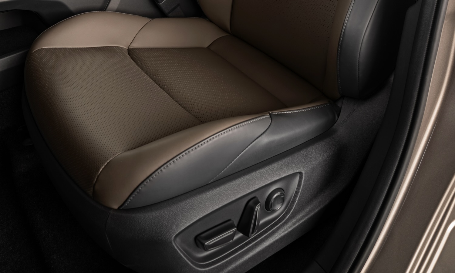 Toyota bZ4X Touring: El nuevo SUV eléctrico familiar llega en 2026 con ...