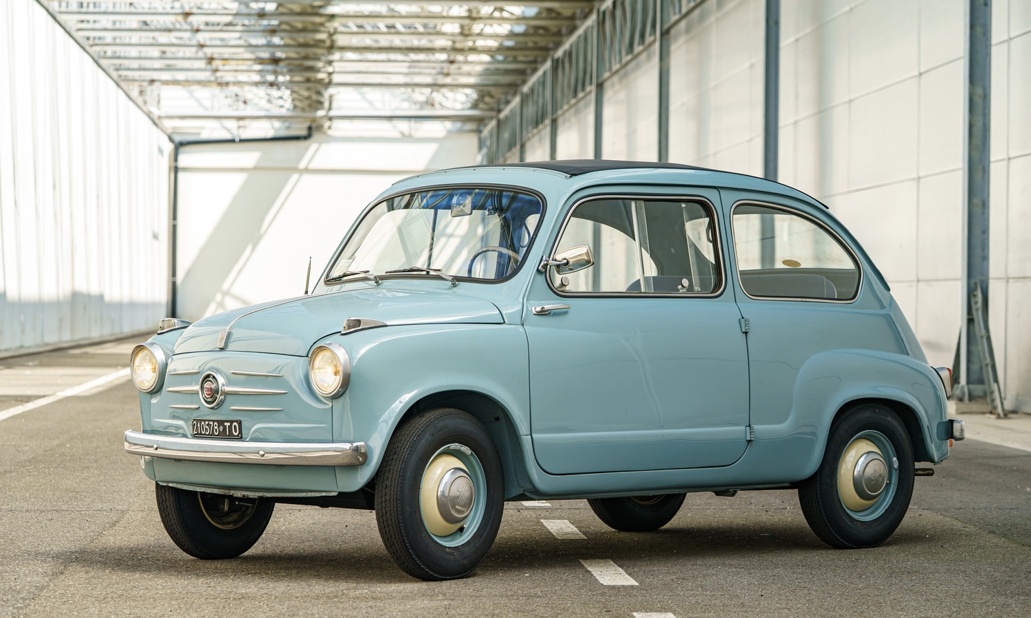 Fiat 600: nga ikona popullore që motorizoi Italinë në rikthimin e saj elektrik