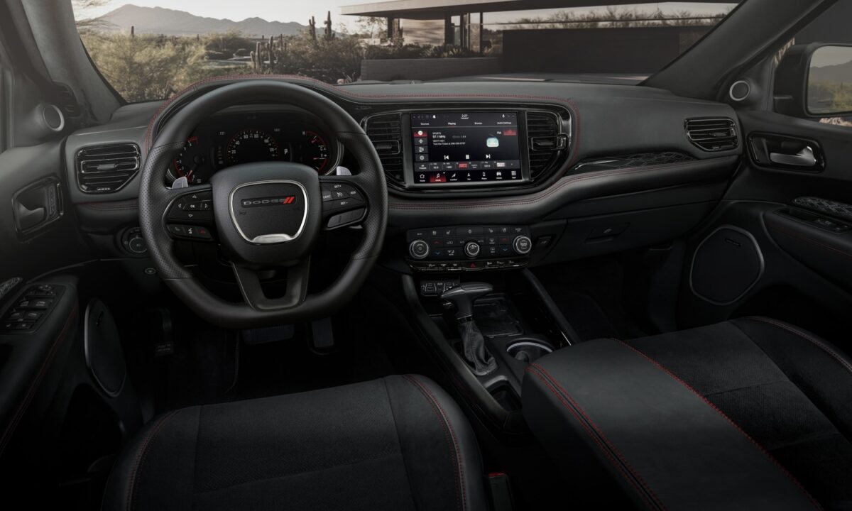 El Dodge Durango Blacktop Redline 2026 vuelve con más opciones HEMI y ...