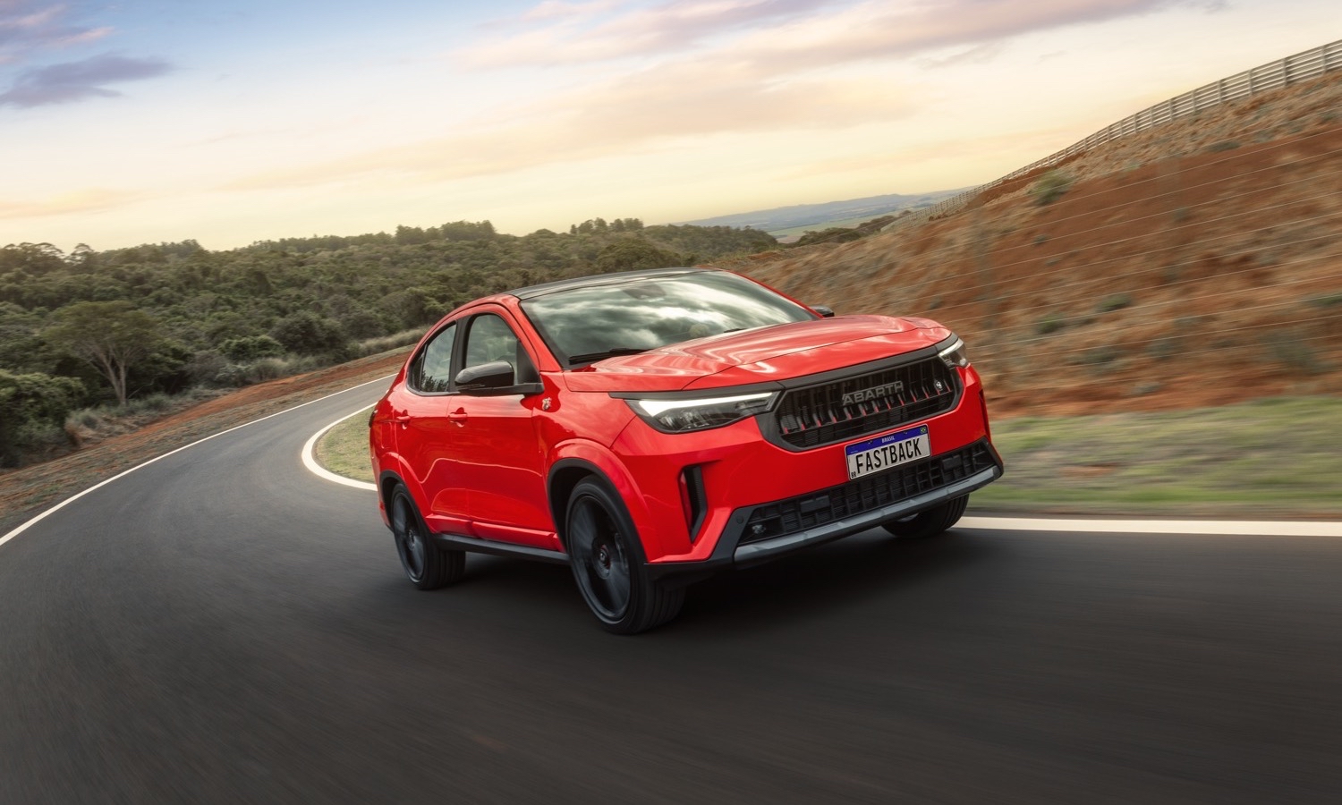 Nuevo Fiat Fastback 2026: Rediseño, más tecnología y versiones deportivas