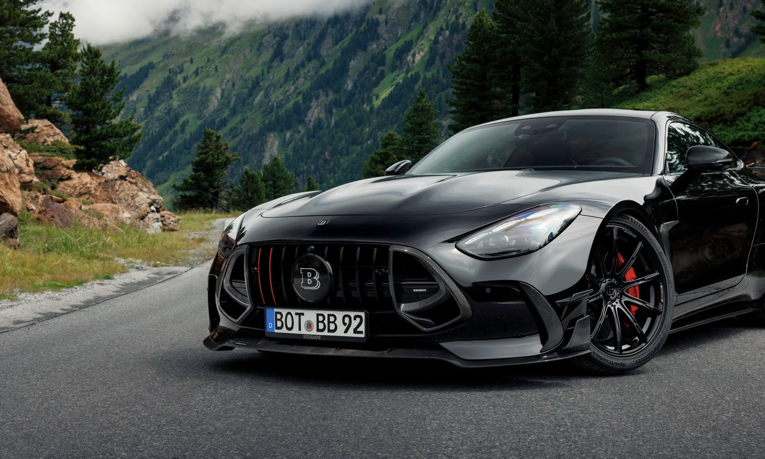 BRABUS 1000: Hybrid of extreme luxury, power and exclusivity without limits