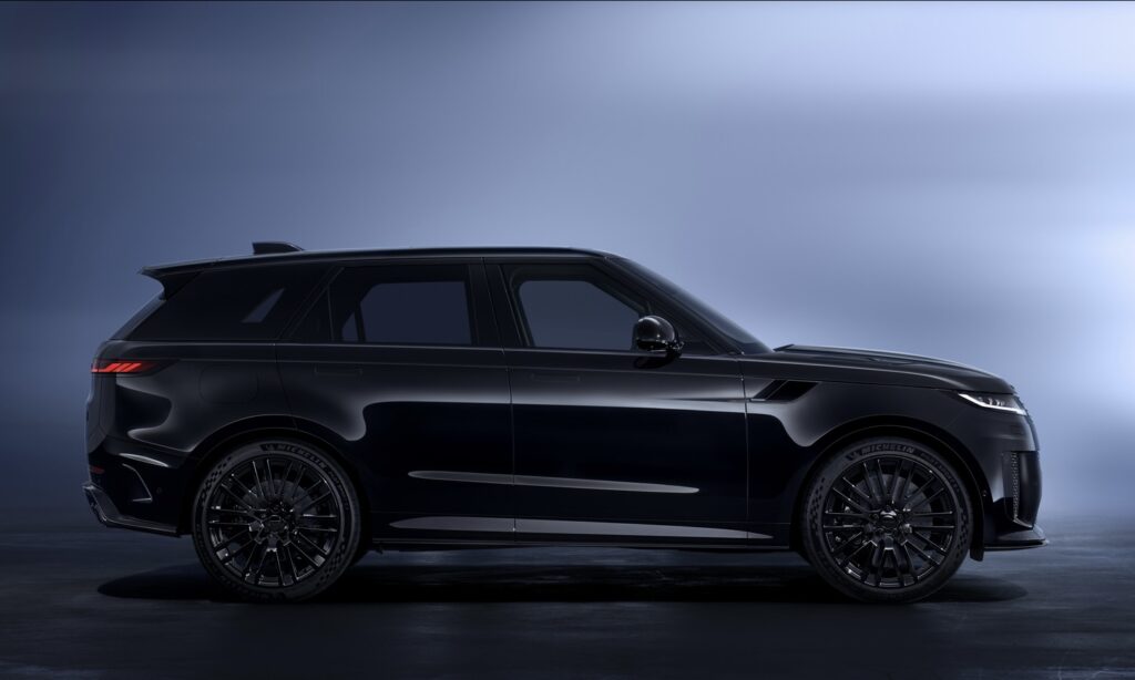Range Rover Sport SV Black Edition: Monocromía, Potencia y Exclusividad ...