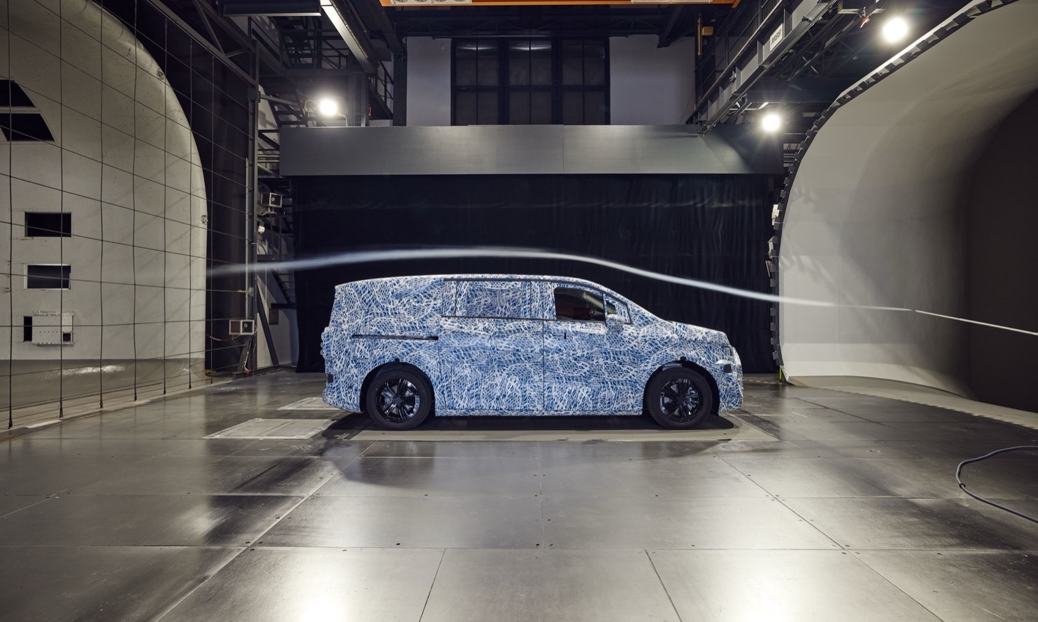 Mercedes VLE: La nueva furgoneta eléctrica que redefine la movilidad de ...