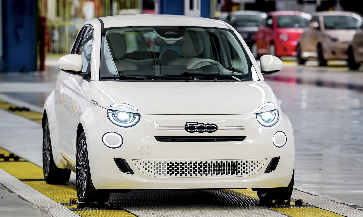 Nuevo Fiat 500 Híbrido: Producción, detalles técnicos y llegada a España