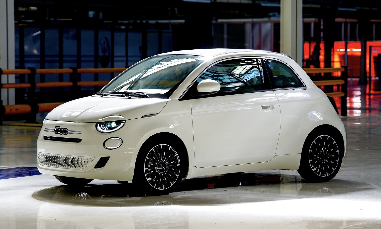 Nuevo Fiat 500 Híbrido: Producción, detalles técnicos y llegada a España