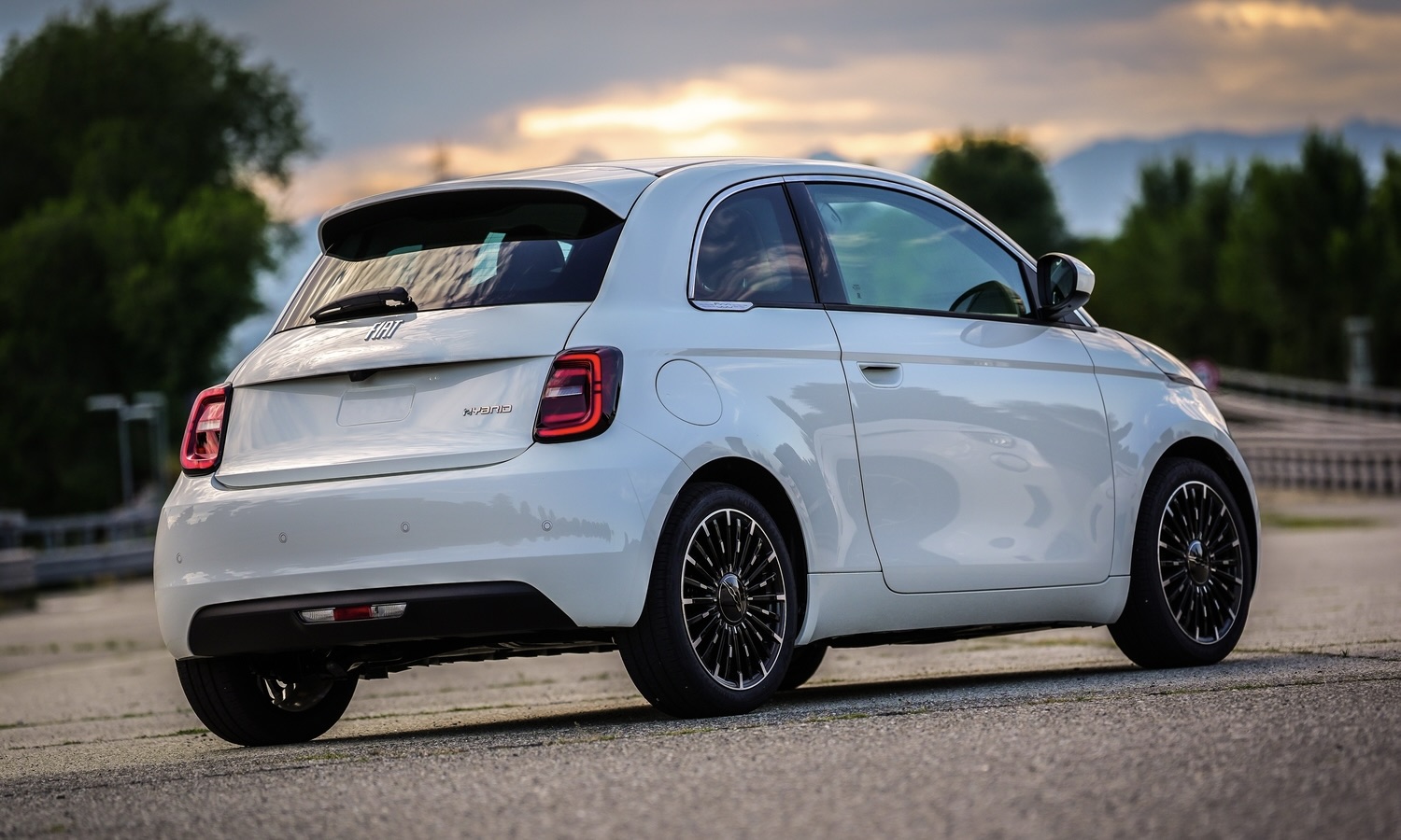 Nuevo Fiat 500 Híbrido: Producción, detalles técnicos y llegada a España