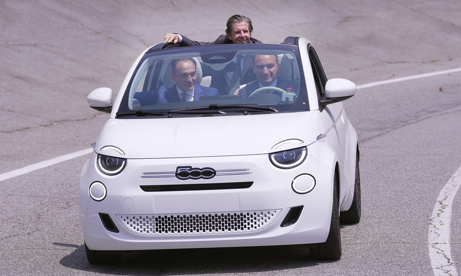 Nuevo Fiat 500 Híbrido: Producción, detalles técnicos y llegada a España