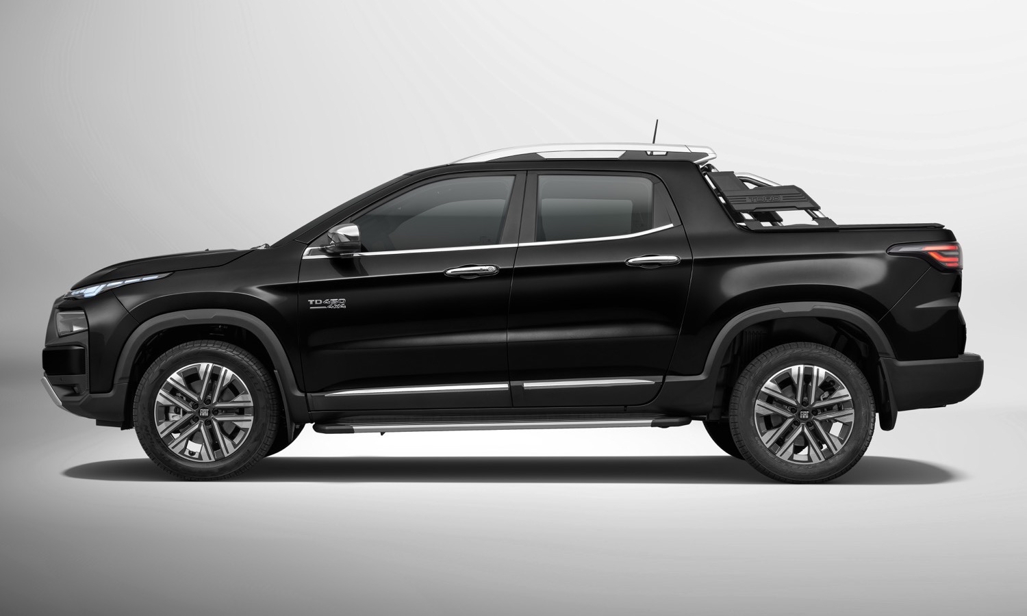 Fiat Toro 2026: rediseño, nuevas versiones y motor diésel MJet de 200 CV