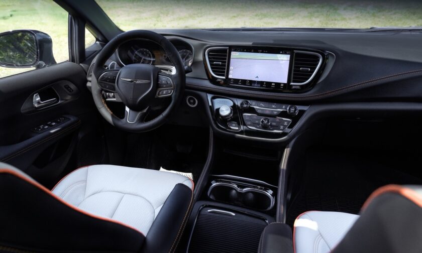 Chrysler Pacifica Grizzly Peak: la minivan que se va de aventura en EEUU