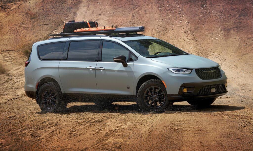 Chrysler Pacifica Grizzly Peak: la minivan que se va de aventura en EEUU