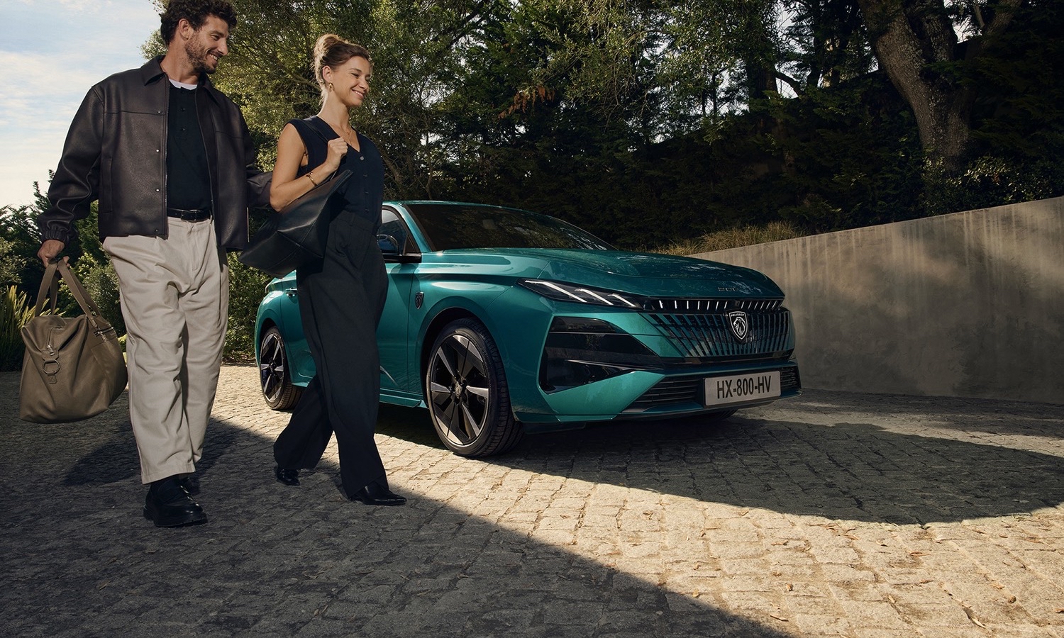 Peugeot 308 2025: restyling estético, motores renovados y más tecnología