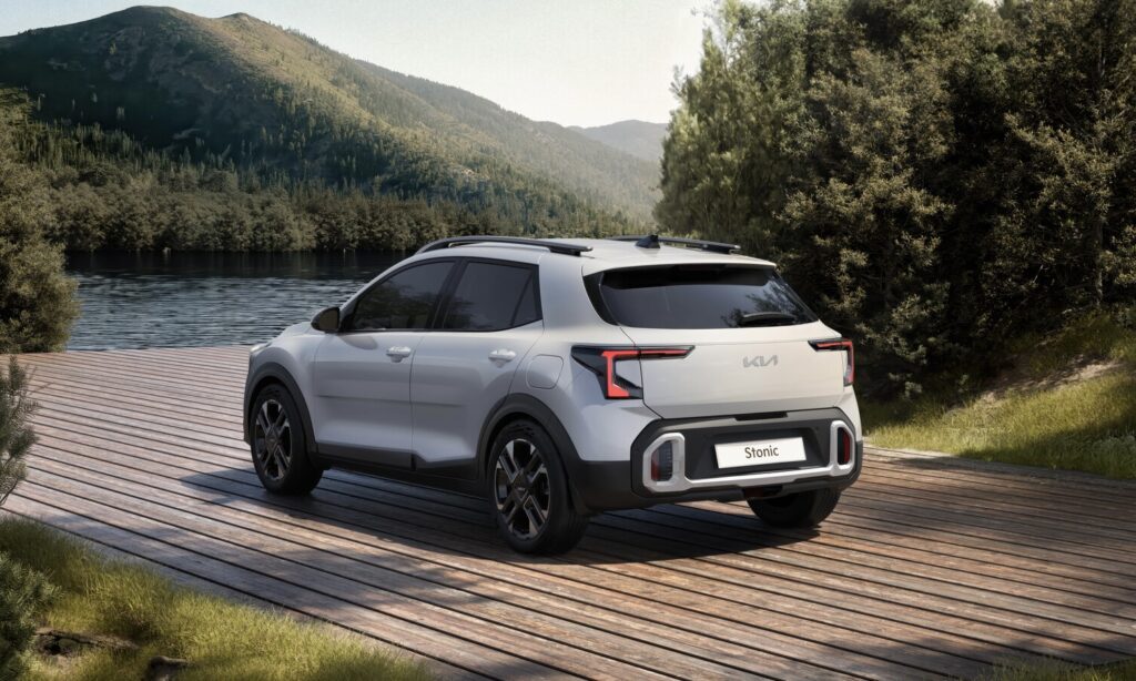 Nuova Kia Stonic: profondo restyling, più tecnologia e micro-ibridazione