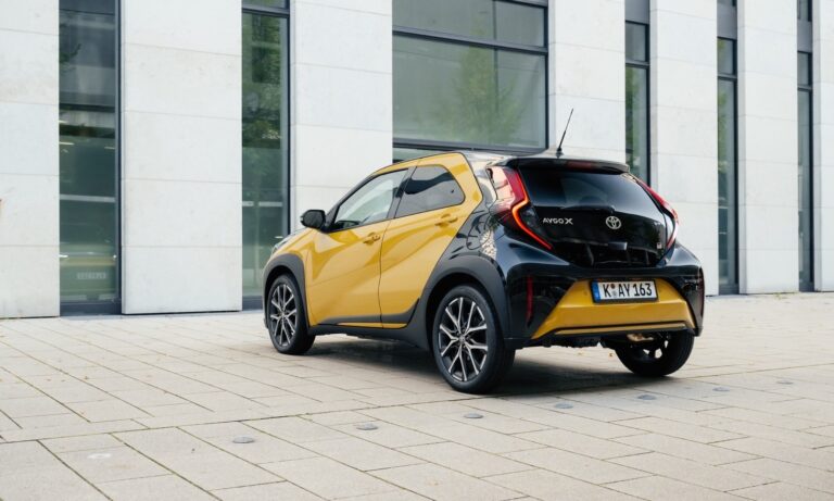 Toyota Aygo X Cross Hybrid: urbani hibridni SUV koji otvara Toyotinu ponudu