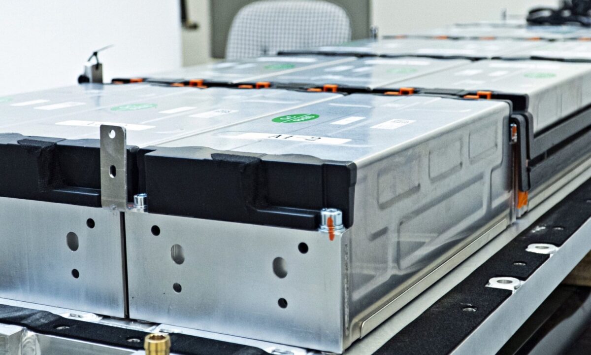 Que signifie l’homologation ECE-R100 et pourquoi est-elle importante ...