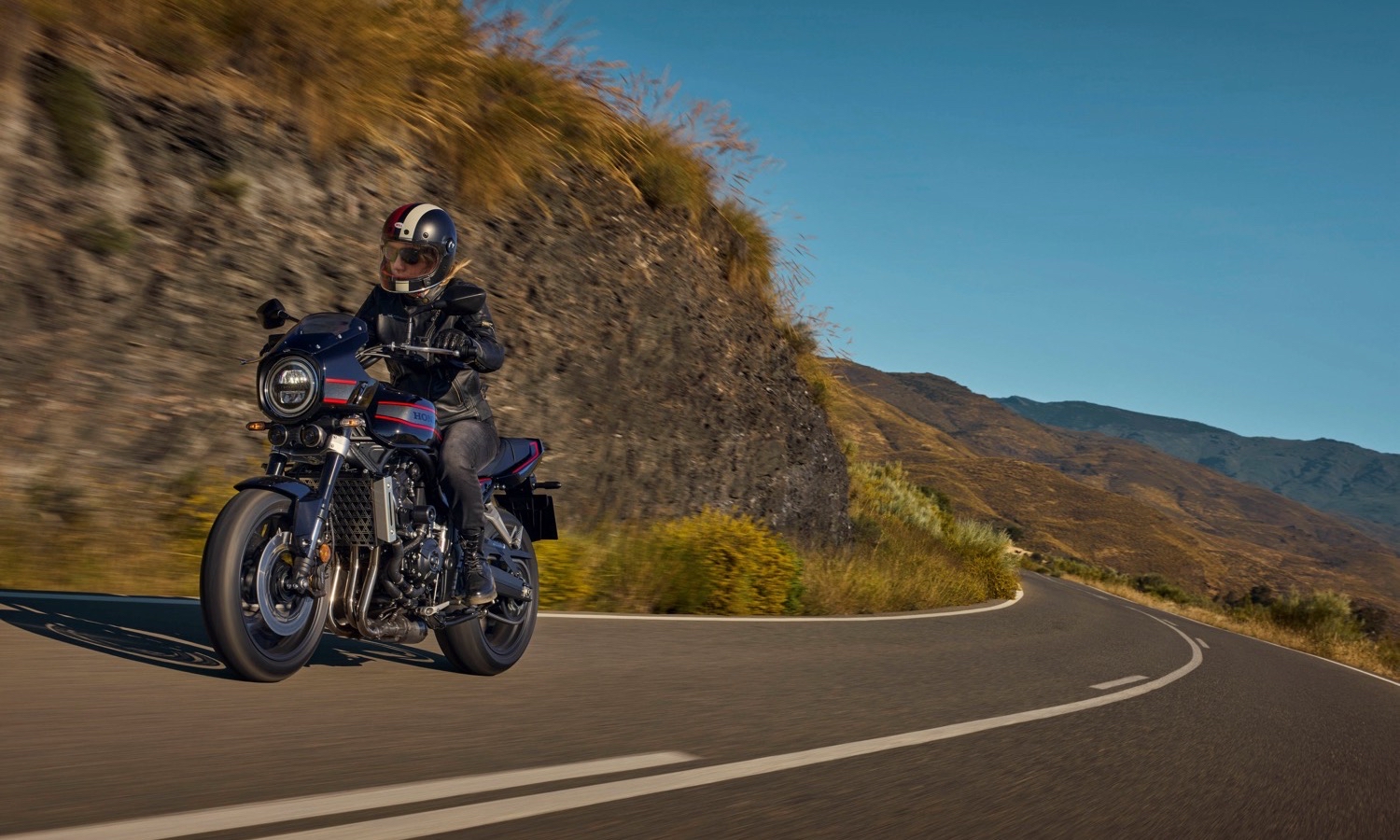 Honda CB1000F 2026: Neo-Retro-Comeback mit moderner Technik